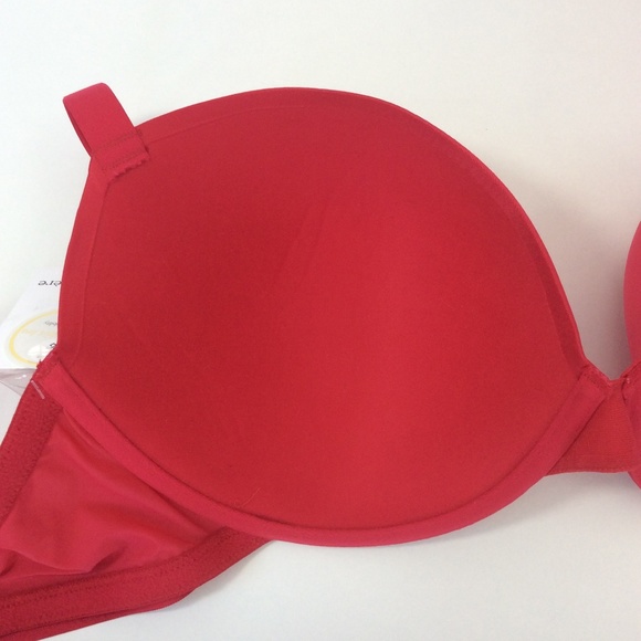 Le Mystere | Intimates & Sleepwear | Le Mystere Red Infinite Tshirt Bra ...